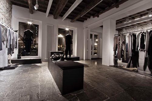 Antonioli | Multi-Label Store | mini web sites | modemonline.com