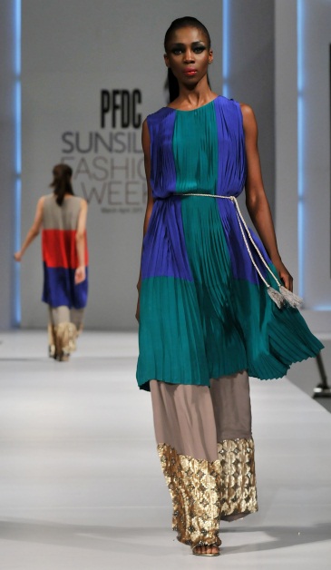 PAKISTAN / Karachi: Pakistani designers at Prêt-à-Porter | Modem Mag ...